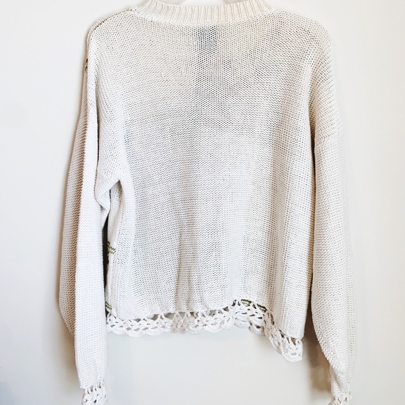 GENERRA | Sweaters | Generra Crew Neck Floral Sweater | Poshmark